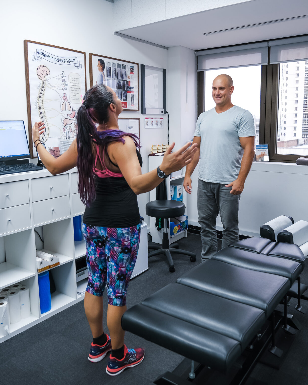 Why Chiropractors Say Poor Posture Is Killing Your Upper Back ...